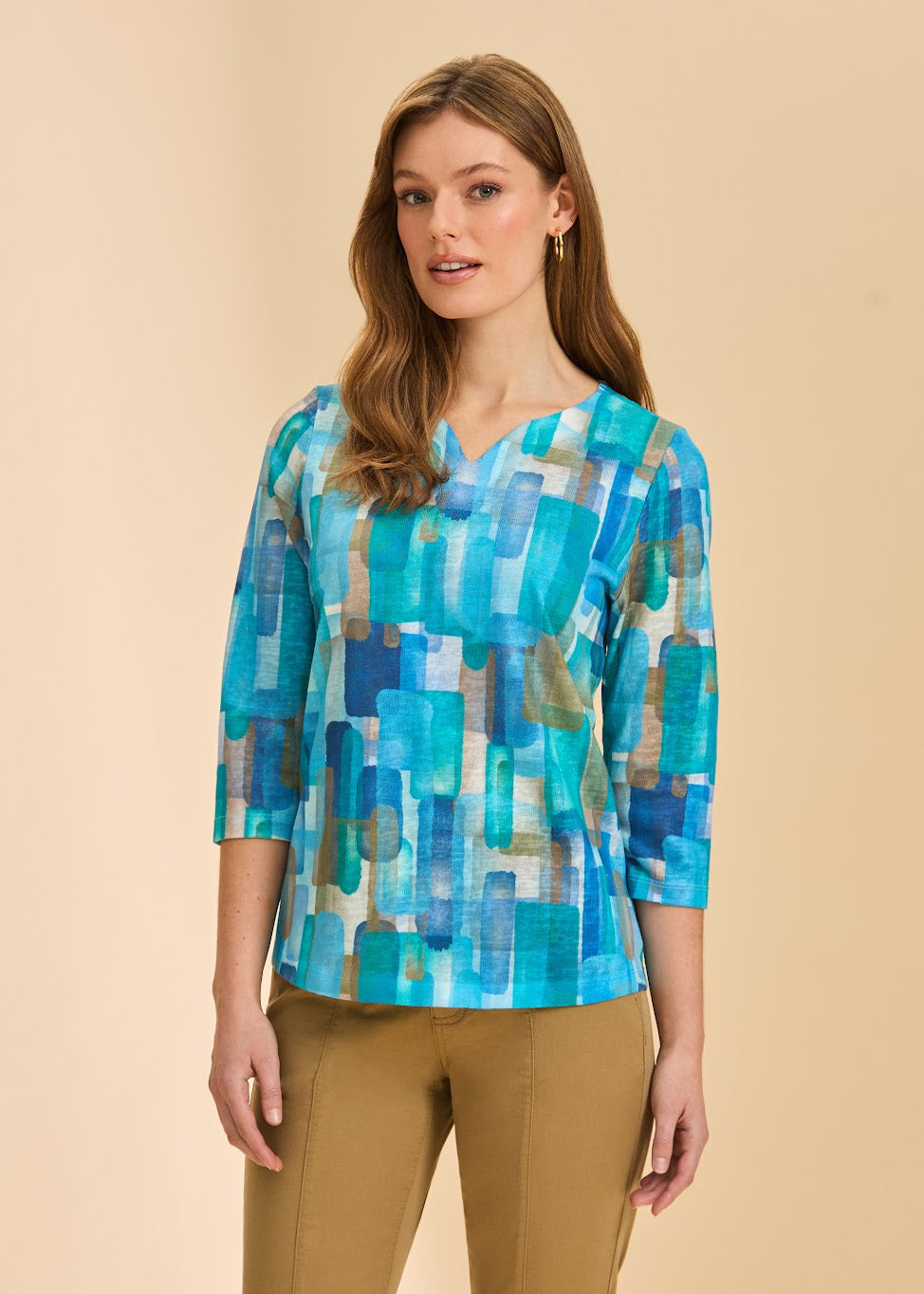 Notch NeckTop – Country Barn Boutique